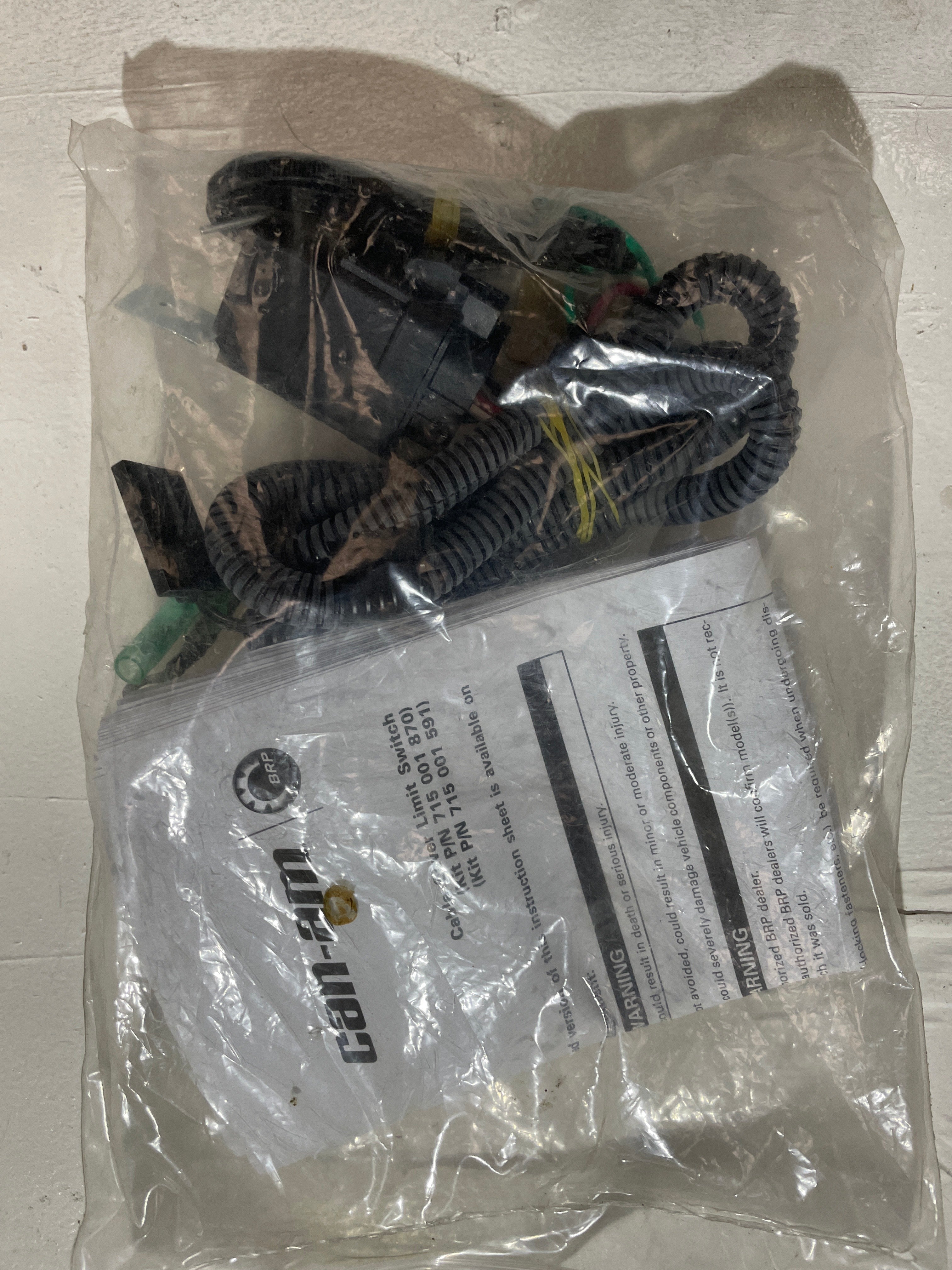 Can-Am WIRING KIT (ref : 715001870) – WRFB Destock